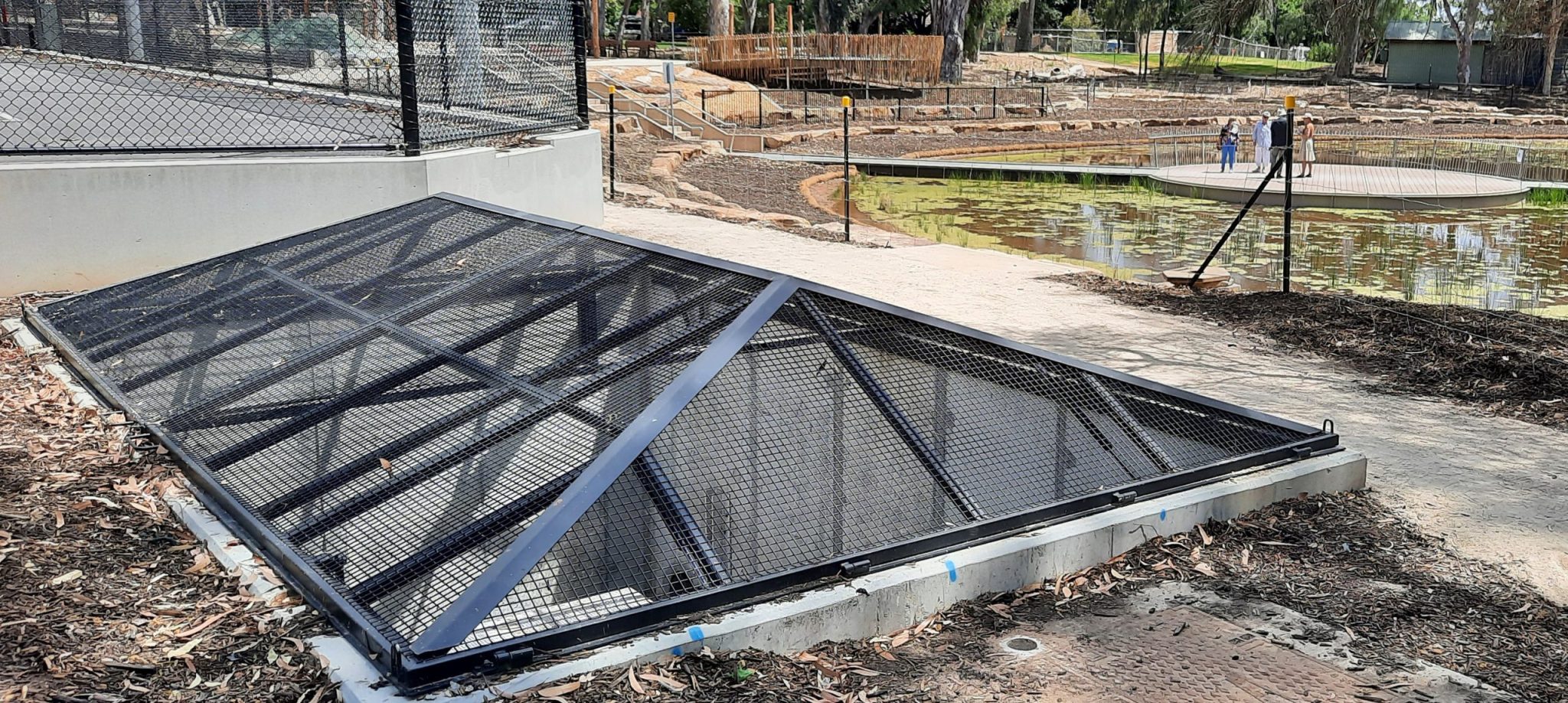 Gross Pollutant Trap & Sediment Removal with BaffleBox